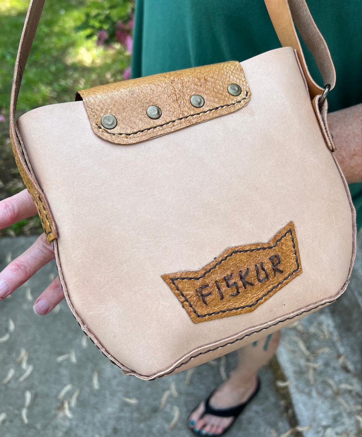 Crossbody Small Satchel | Fiskur Leather